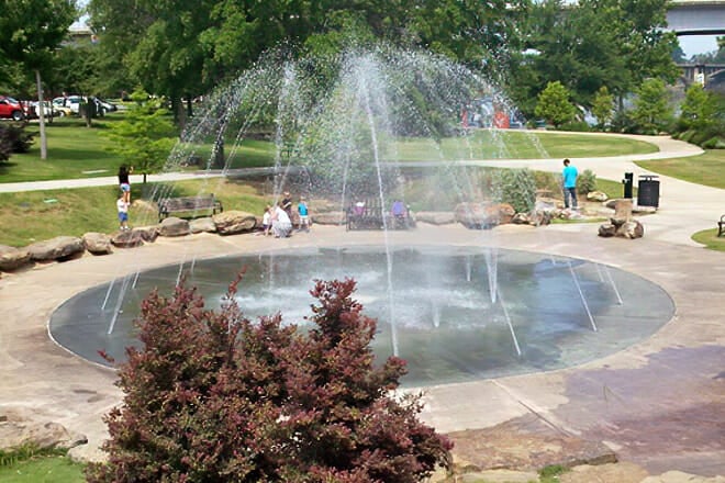 Peabody Splash Pod &mdash; Little Rock
