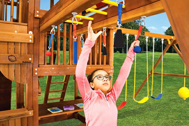 Swings N Things &mdash; West Side