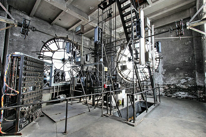 Bromo Seltzer Arts Tower