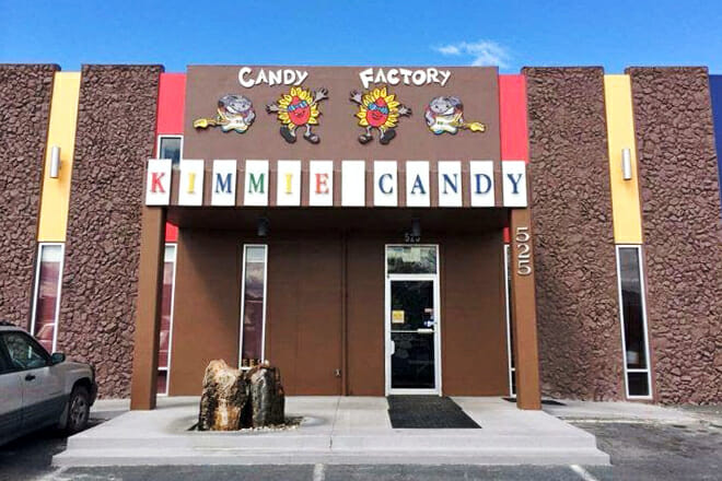 Kimmie Candy Factory Tours