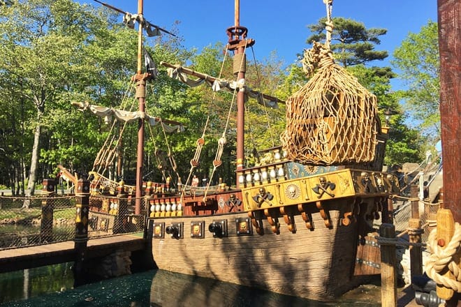 Pirate&rsquo;s Cove Adventure Golf &mdash; Lake George