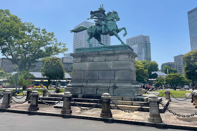 Sightseeing Bus Tour &mdash; Shinjuku