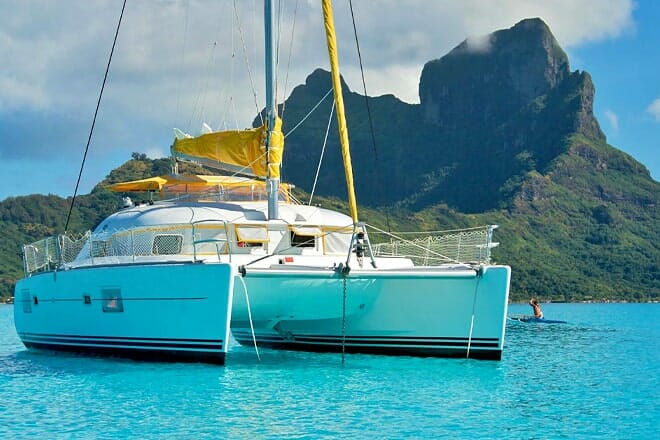Tahiti Yacht Charter