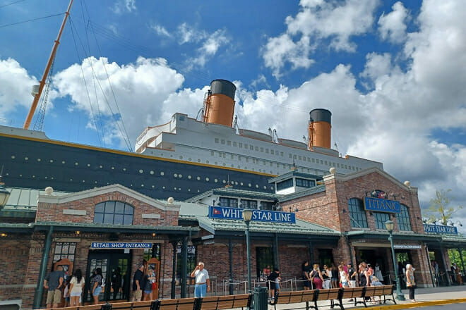 titanic museum attraction &mdash; parkway