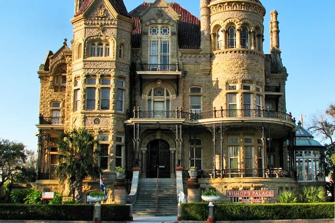 1892 Bishop&rsquo;s Palace