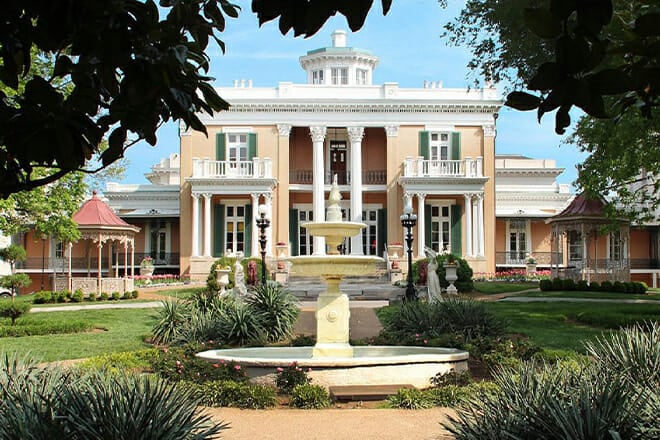 Belmont Mansion