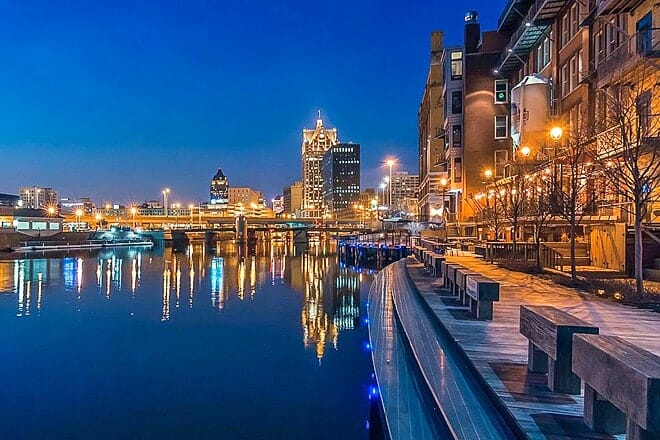 Milwaukee RiverWalk