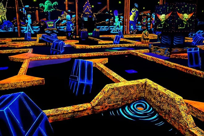 Monster Mini Golf