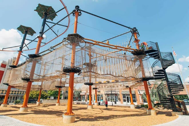 paula deen&rsquo;s lumberjack feud show and adventure parkl