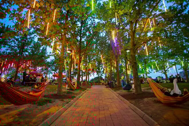 Spruce Street Harbor Park