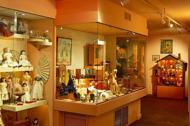 The National Museum Of Toys And Miniatures