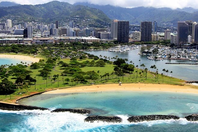 Ala Moana Beach Park