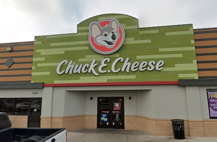 Chuck E Cheese