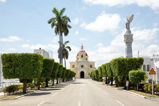 Cristobal Colon Cemetery