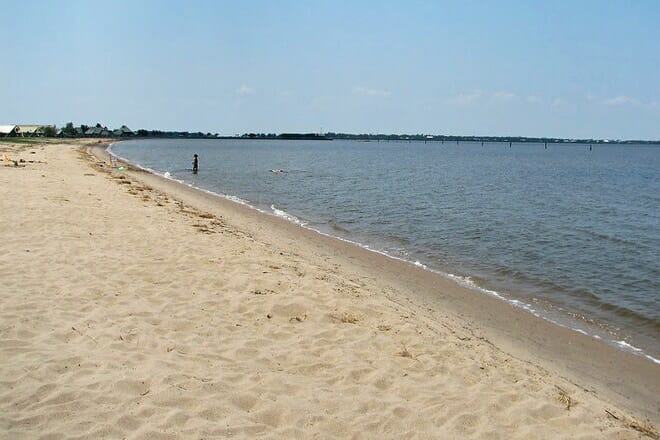 Cypremort Point Beach &mdash; Cypremort Point