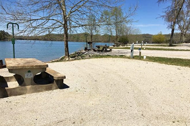 Dale Hollow Lake &mdash; Celina