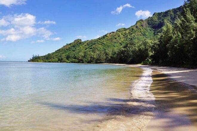 Kahana Bay Beach &mdash; Hauula