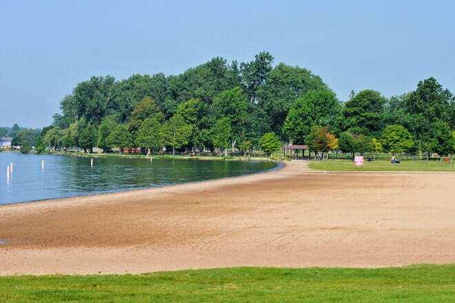 Lake St. Clair Metropark &mdash; Harrison Charter Township