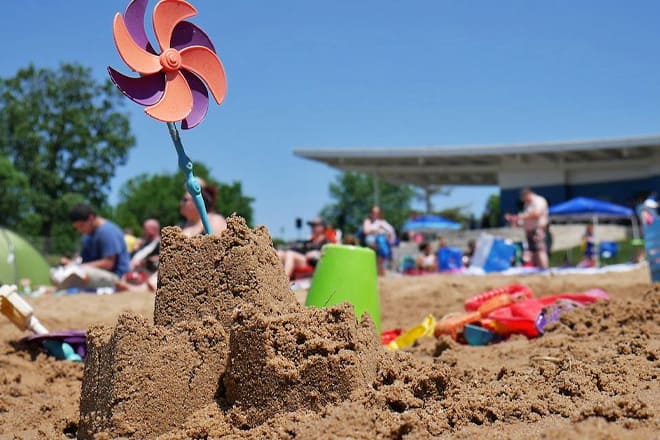 Shawnee Mission Park Beach &mdash; Kansas