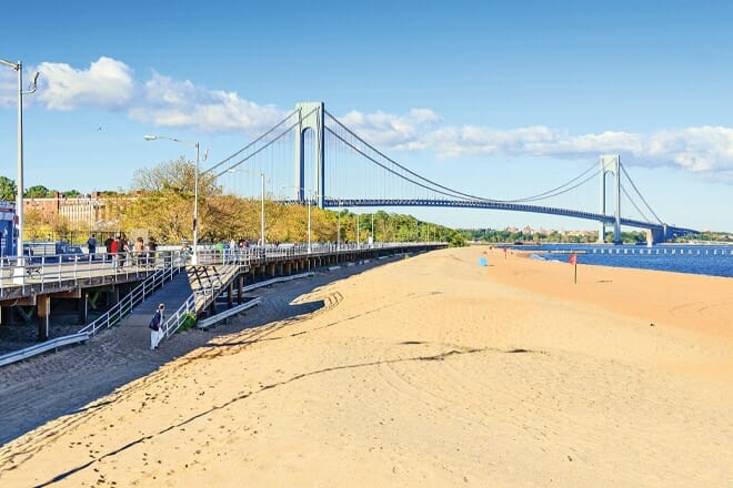 South Beach &mdash; Staten Island