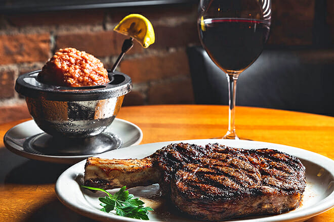 St. Elmo&rsquo;s Steakhouse