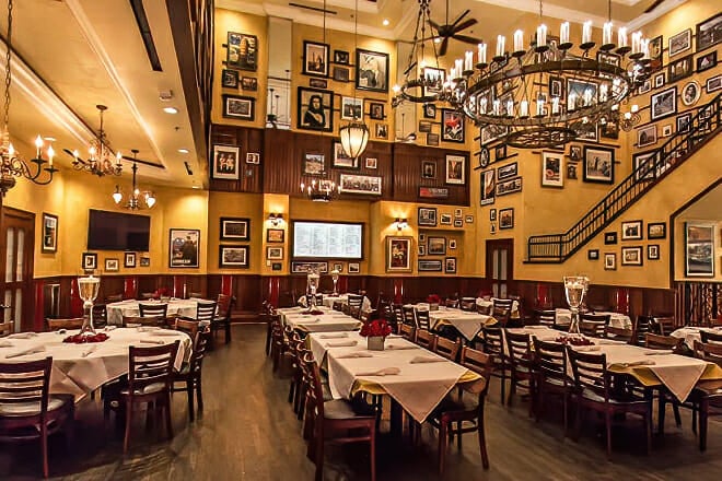 Carmine&rsquo;s Restaurant