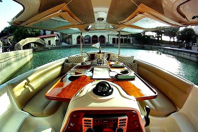 Dessert Cruise on Lake Carolyn