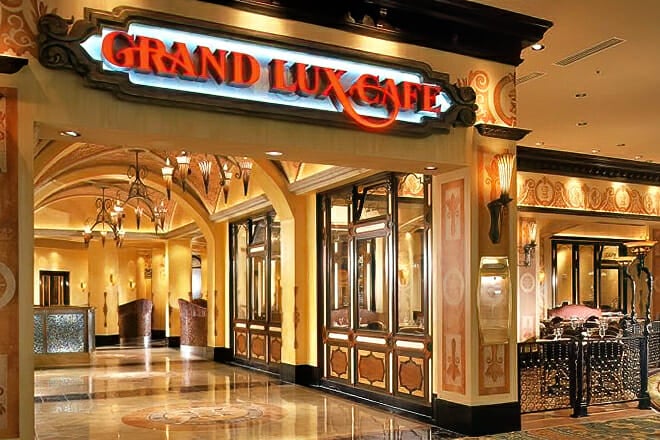 Grand Lux Cafe