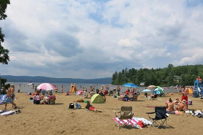 Lac Saint-Joseph Beach