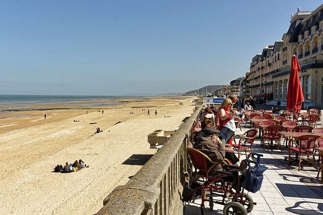 Plage De Cabourg