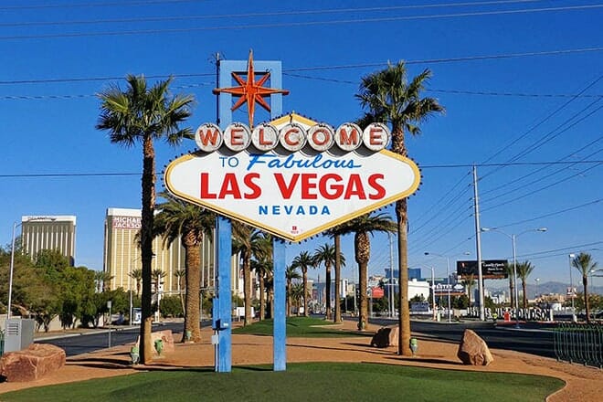 Welcome to Fabulous Las Vegas Sign
