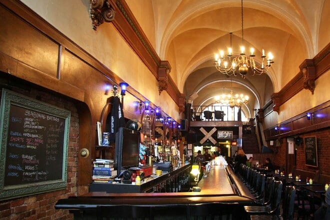 grand trunk pub &mdash; detroit