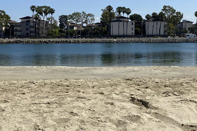 mother&rsquo;s beach &mdash; long beach