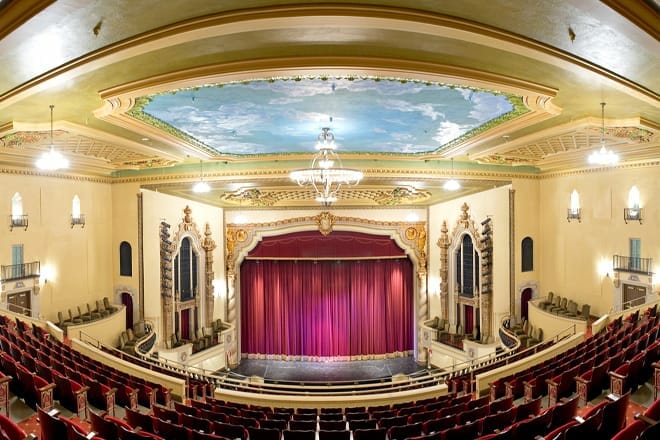 Saenger Theatre