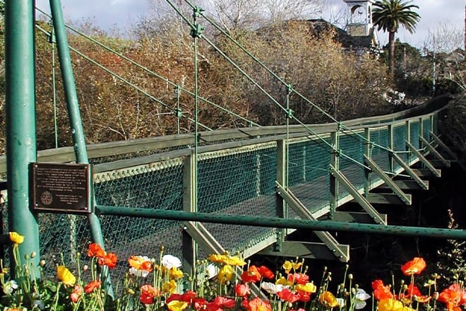 swinging bridge — arroyo grande