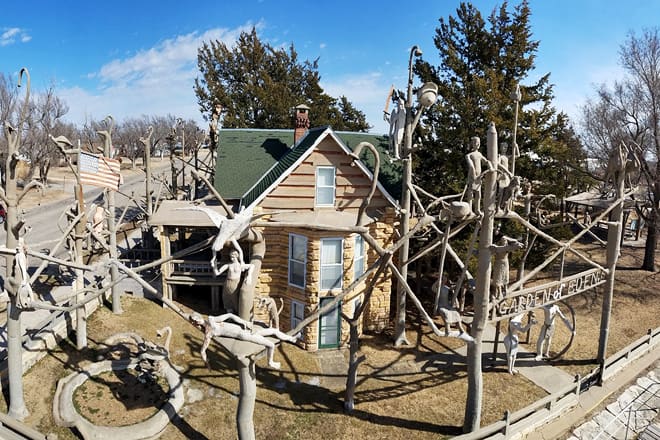 the garden of eden &mdash; lucas