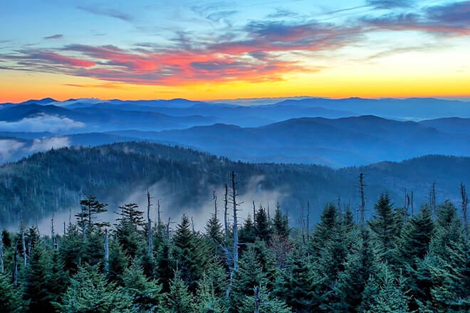 The Great Smoky Mountains National Park &mdash; Gatlinburg
