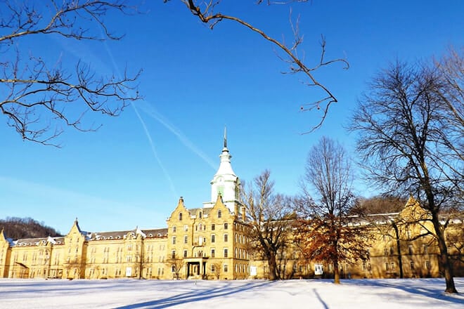 Trans Allegheny Lunatic Asylum &mdash; Weston