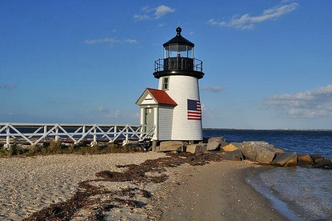 brant point lighthouse