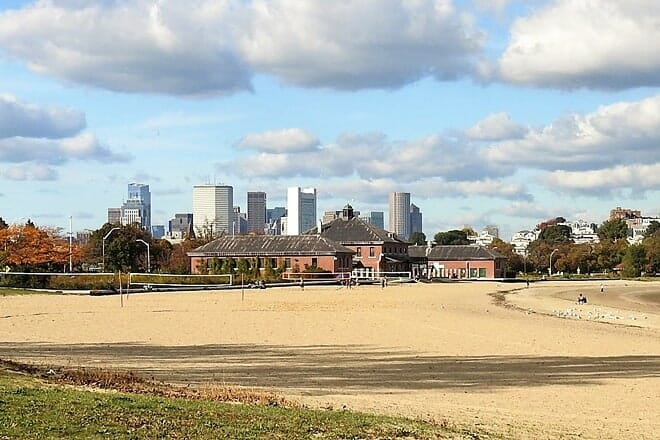 carson beach &mdash; south boston