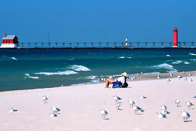 grand haven city beach &mdash; grand haven