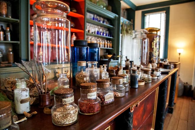 hugh mercer apothecary shop