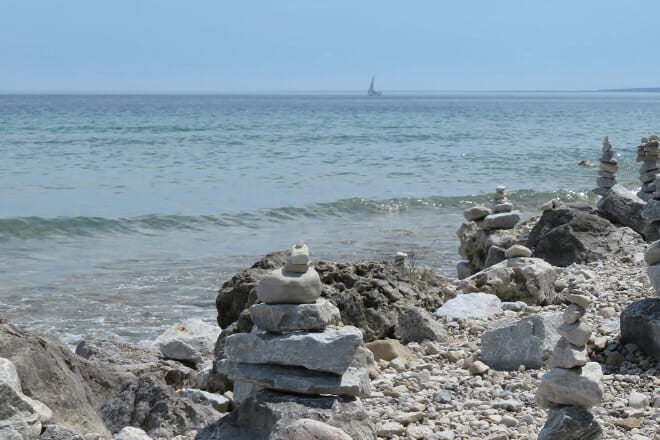 mackinac island beach &mdash; mackinac island
