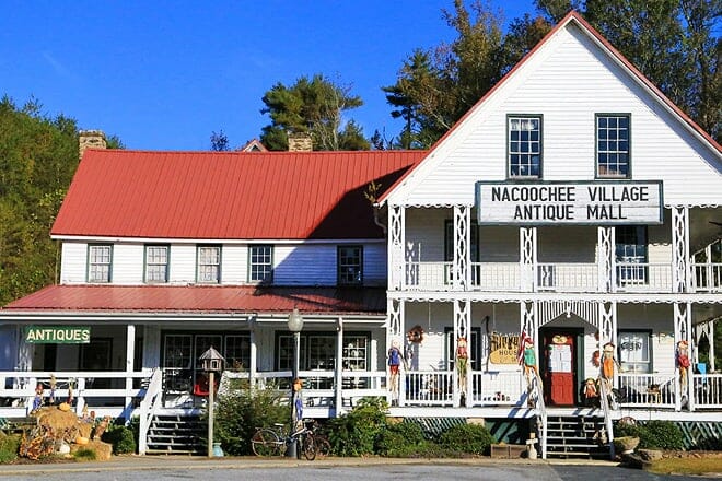 nacoochee village antique mall