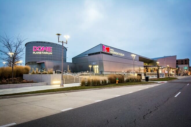 peoria riverfront museum