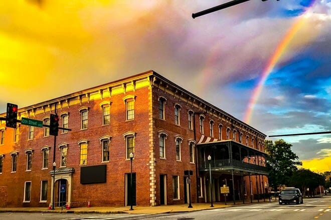 springer opera house