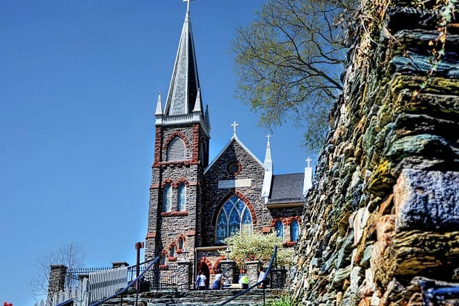 st. peter&rsquo;s roman catholic church