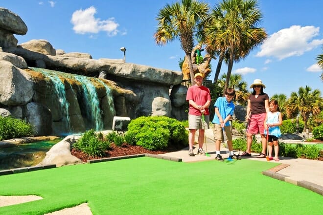 captain hook's adventure golf
