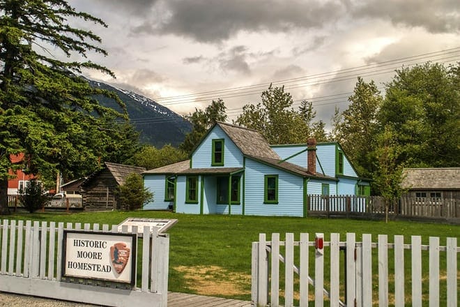 captain william moore cabin