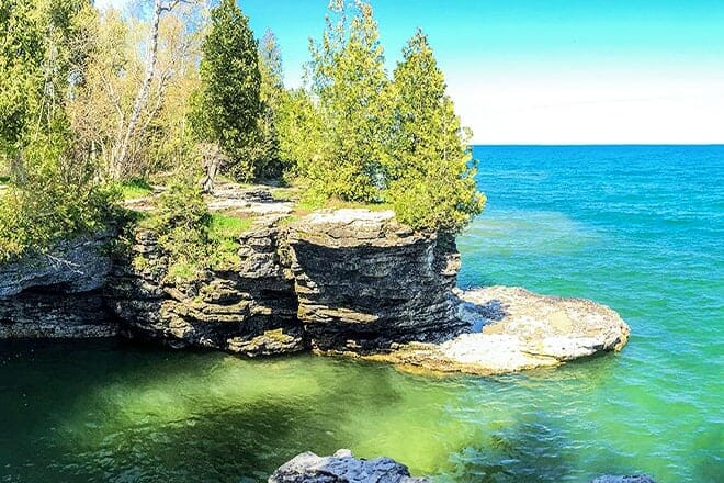 cave point county park &mdash; sturgeon bay